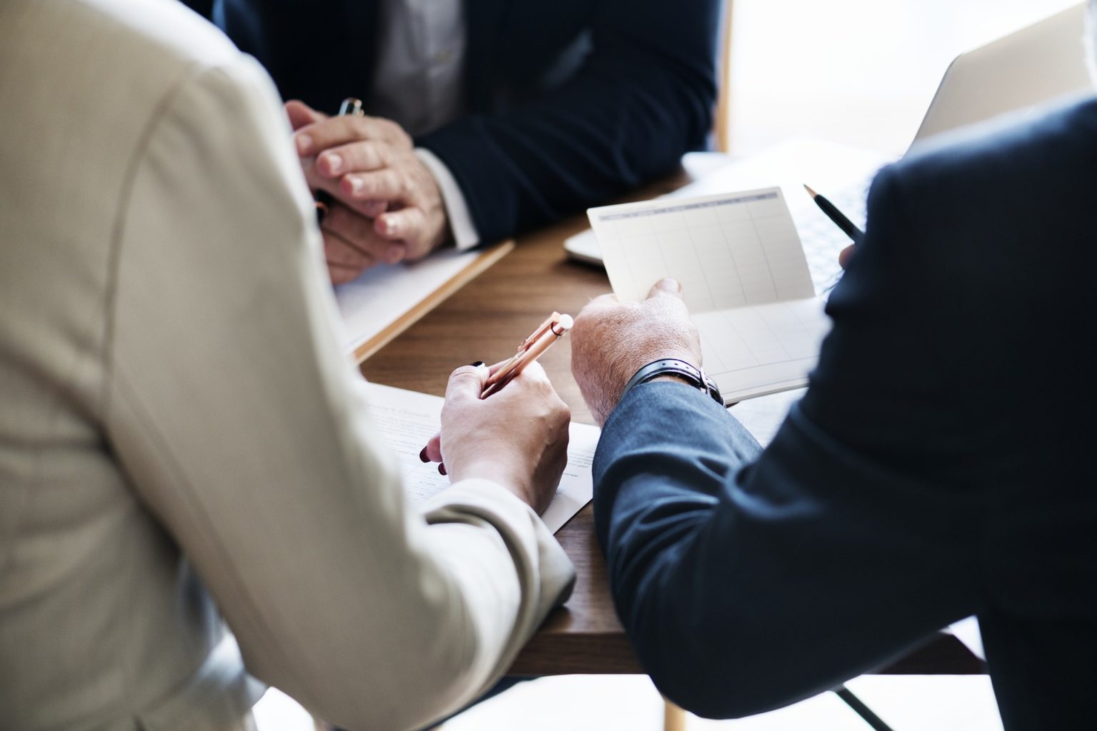 Compra y venta de empresas - Pablo Abram Consultores